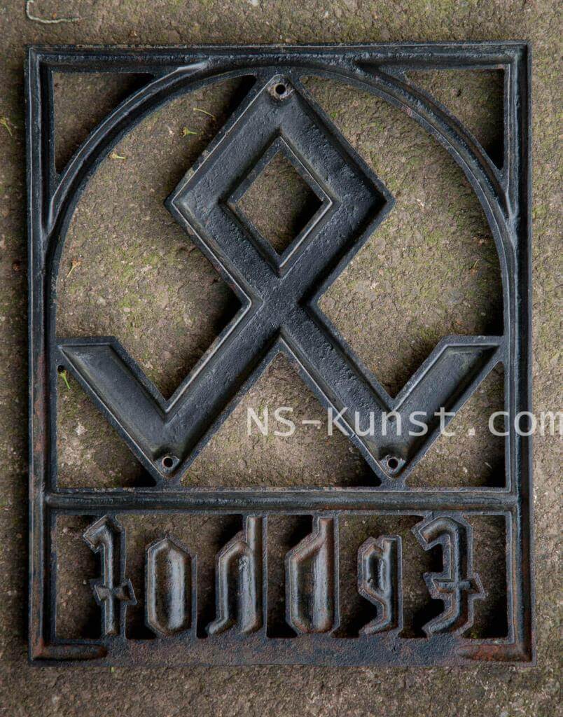 A Third Reich Reichsnährstand ‘Erbhof – Erkennungszeichen’ – Odal Rune ...